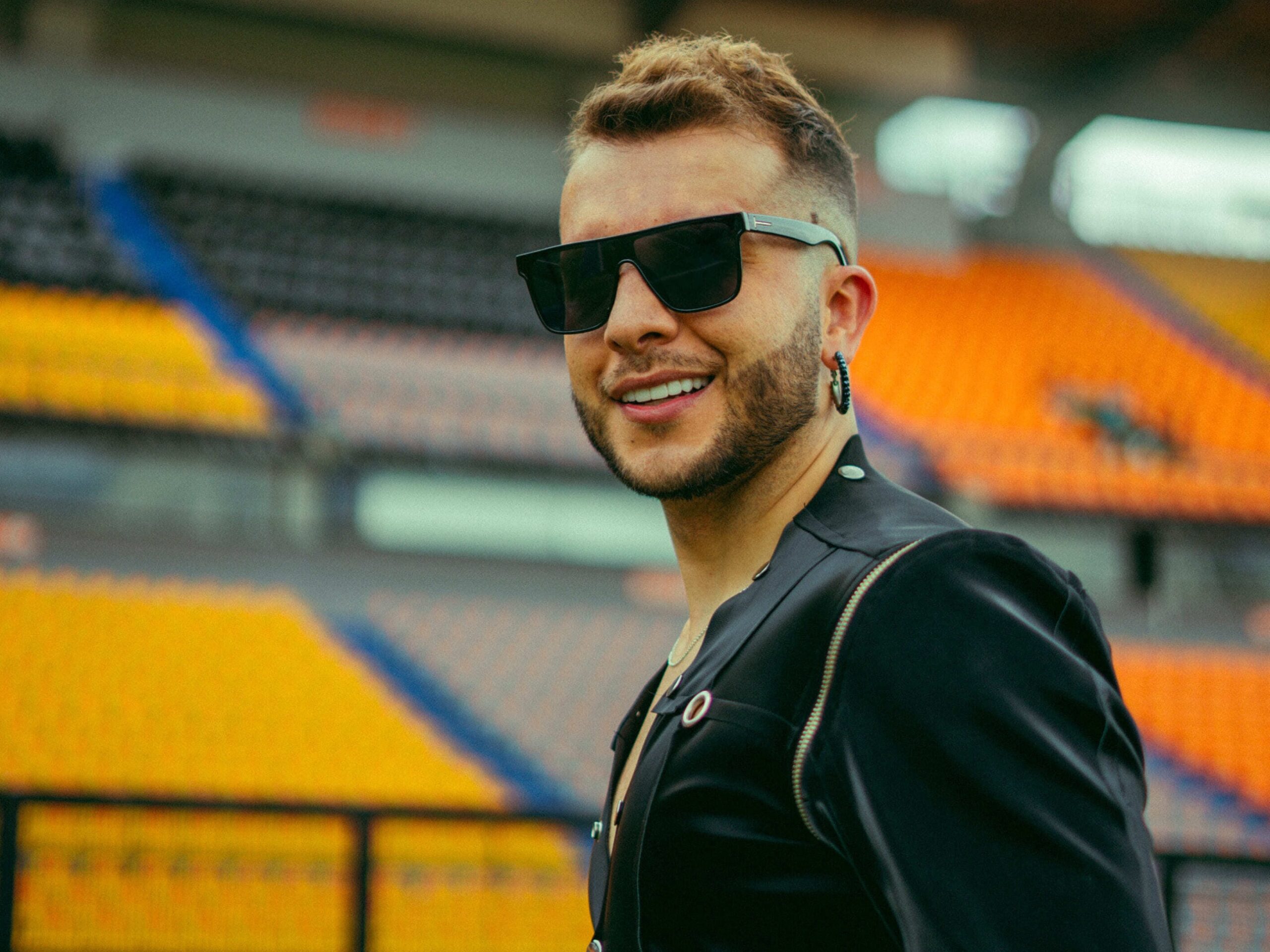 DVX presenta canción para el mundial en Qatar - CHILANGO STYLE